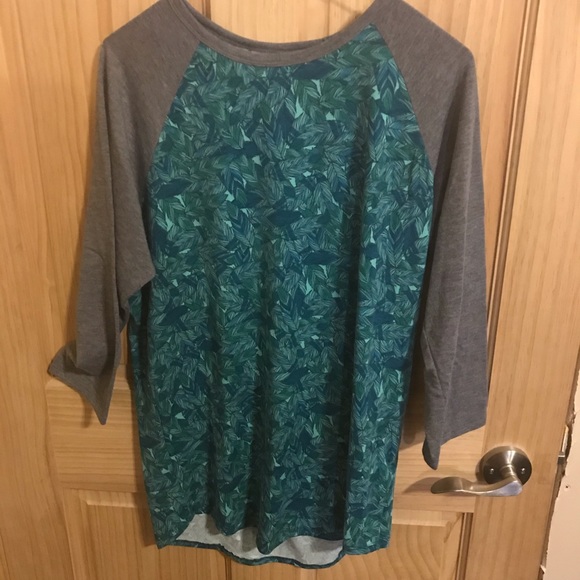 LuLaRoe | Tops | Feathered Randy | Poshmark